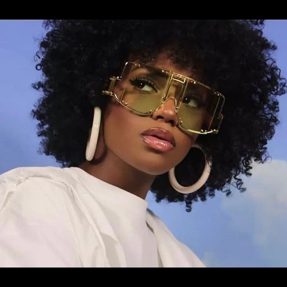 Flossy Fashion Frames | Accessories | Fadhion Frames | Poshmark